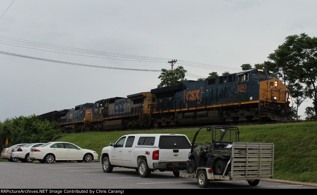 CSXT 3343 on Q388-31